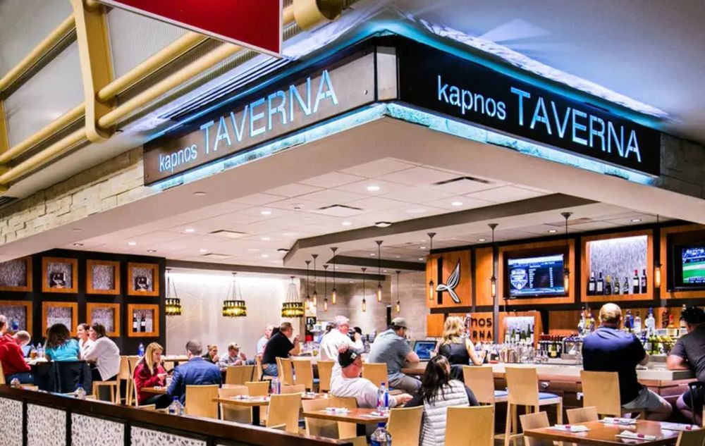 Dining Options at DCA Airport - Luxy Ride - Luxy Ride